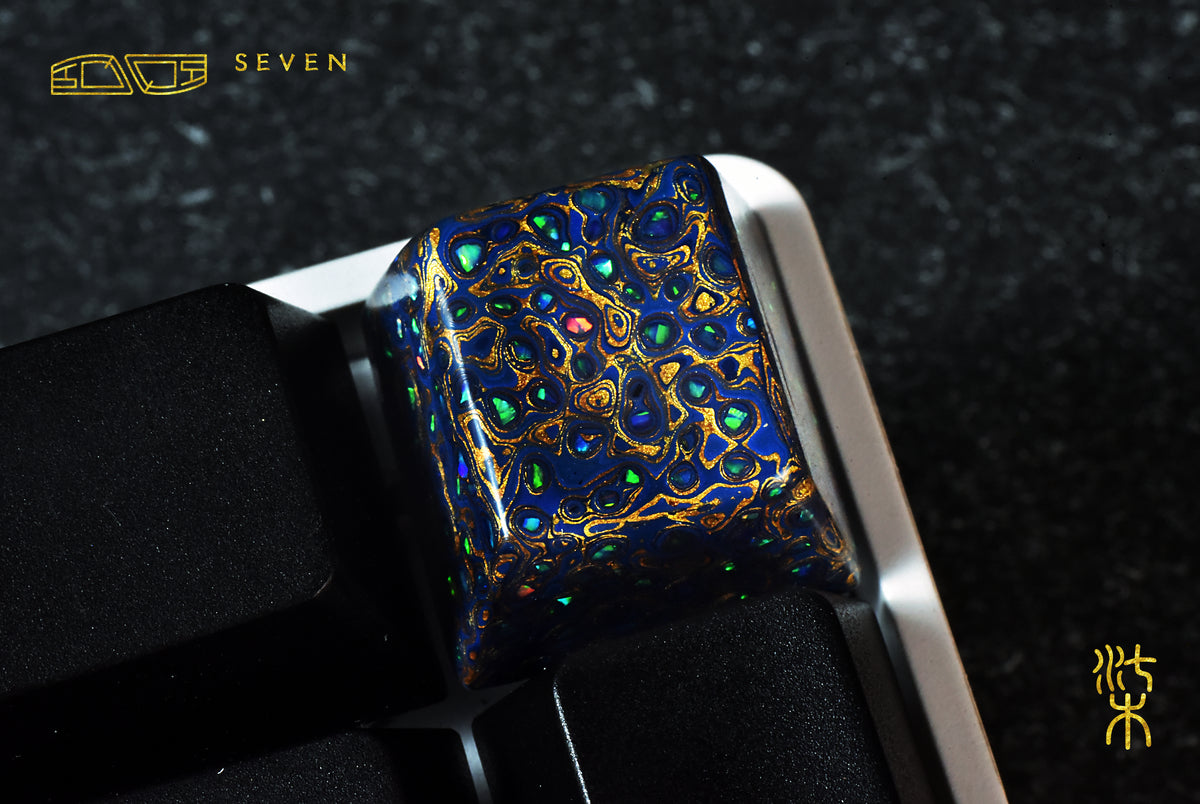 Feel and touch the fabulous traditional Chinese lacquer on Keycap ...