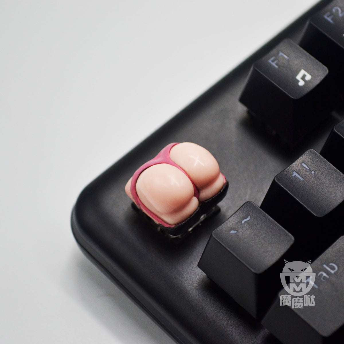 [Closed][GB] T-back Bottom by Lil-Moemon Novelty Artisan resin hand-pa ...