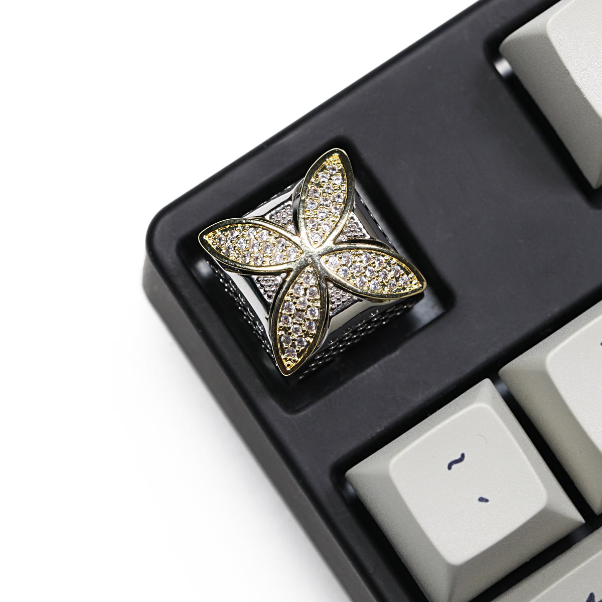 Metal-coated with Gem Four-leaf clover keycap – KPrepublic